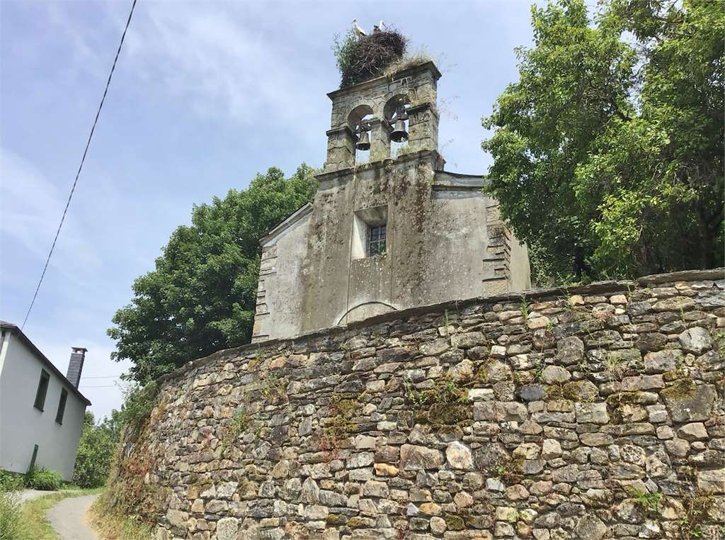 Iglesia de San Miguel de Neira de Rei en Baralla