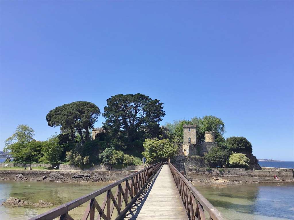 Isla y Castillo Santa Cruz de Oleiros