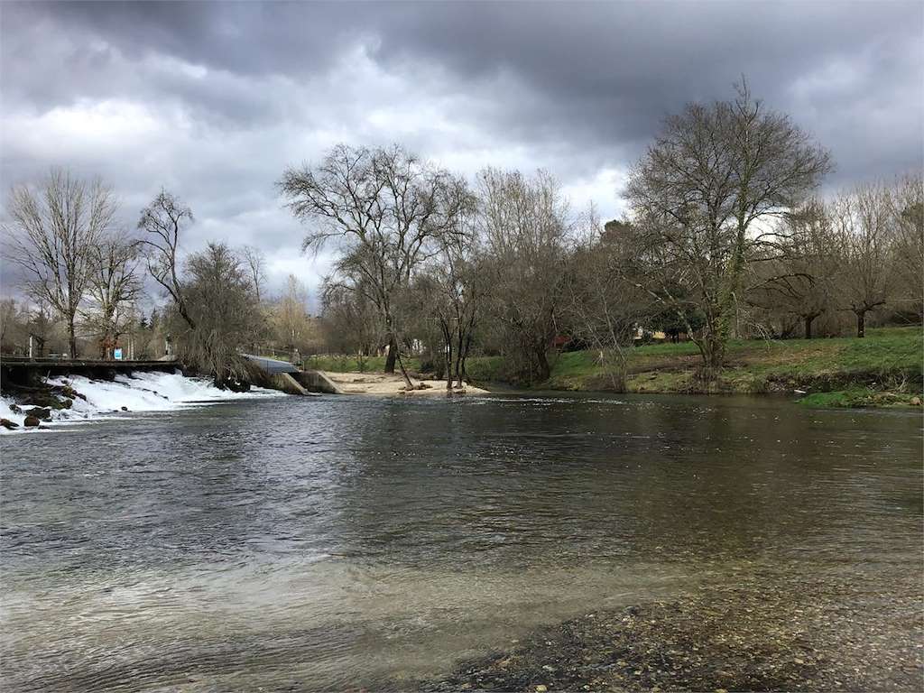 Praia Fluvial y Área Recreativa A Freixa en Ponteareas