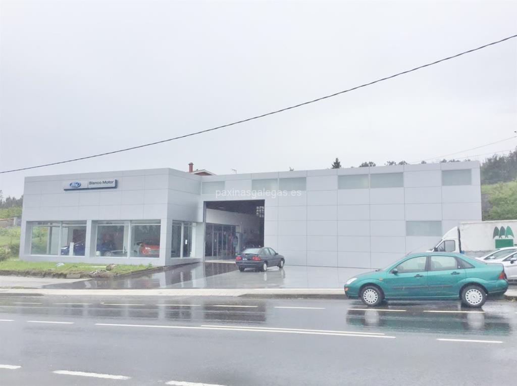 Automóviles Blanco Motor - Ford en A Estrada