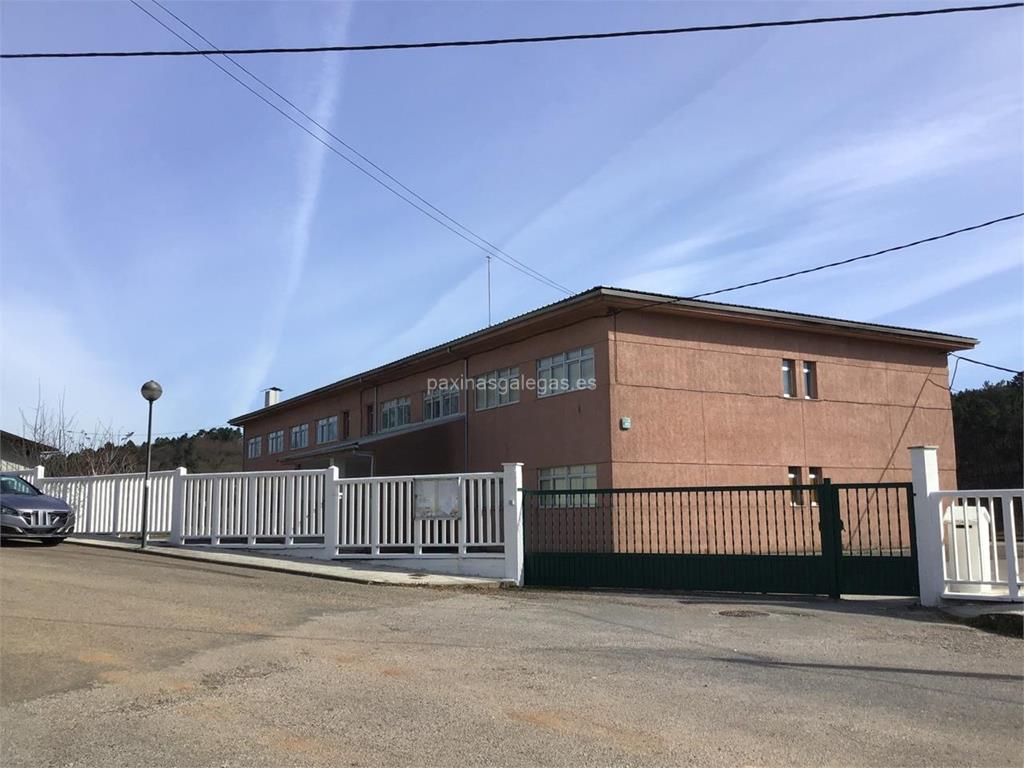 Centro de Enseñanza C.E.I.P. Rosalía de Castro en Bóveda
