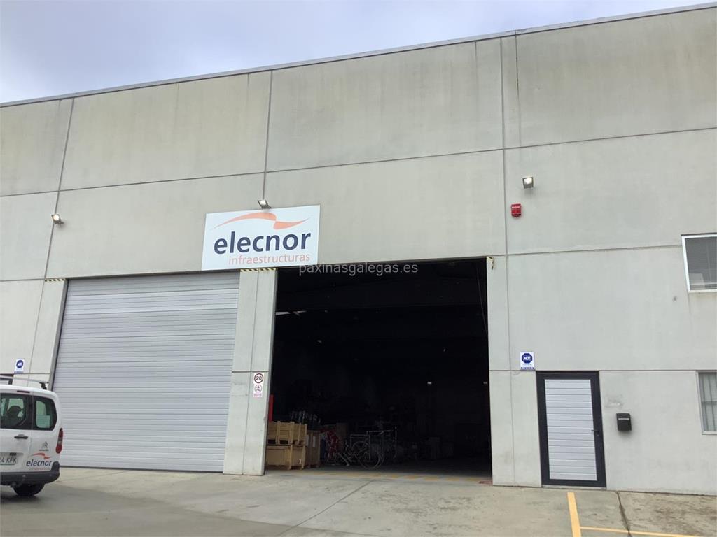 Electricidad Elecnor Infraestructuras en Barro