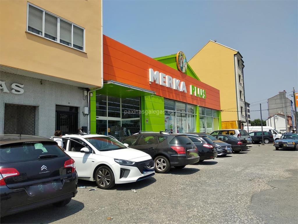 Bazar Merka Plus en Padrón