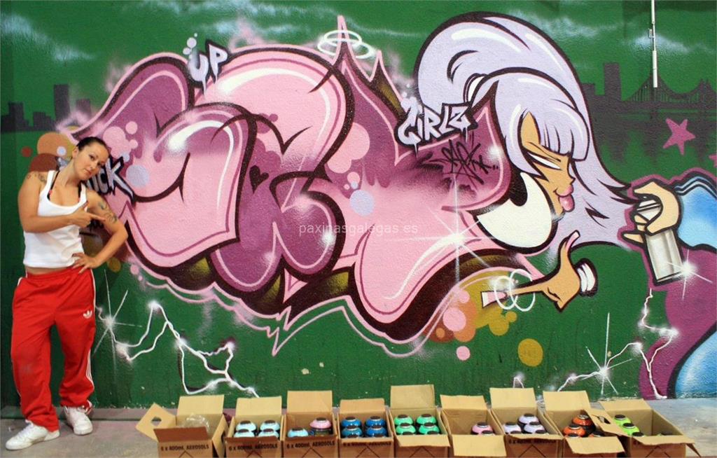 Muralista y Grafitero Sax Graff en Vigo