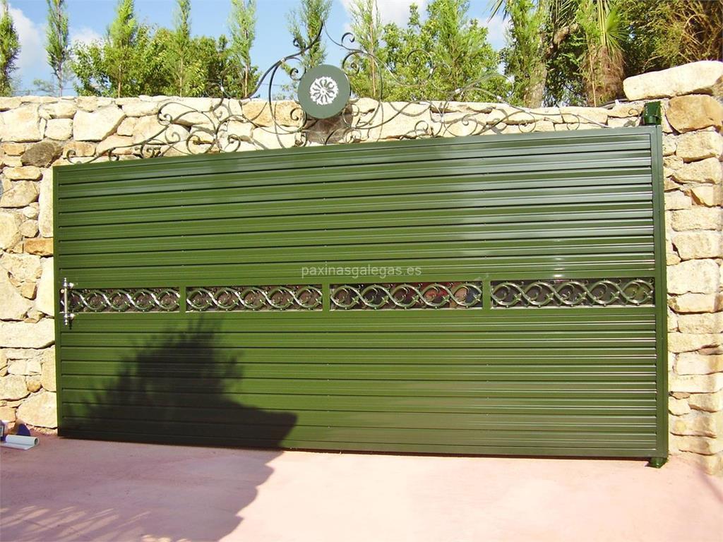 Carpintería Metálica Sucal Santiago, S.L. en Santiago