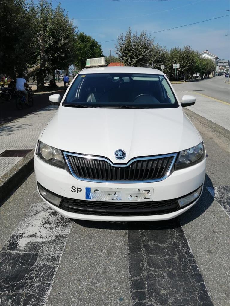Taxi Lucy Yaneth Ríos Betancour en Nigrán