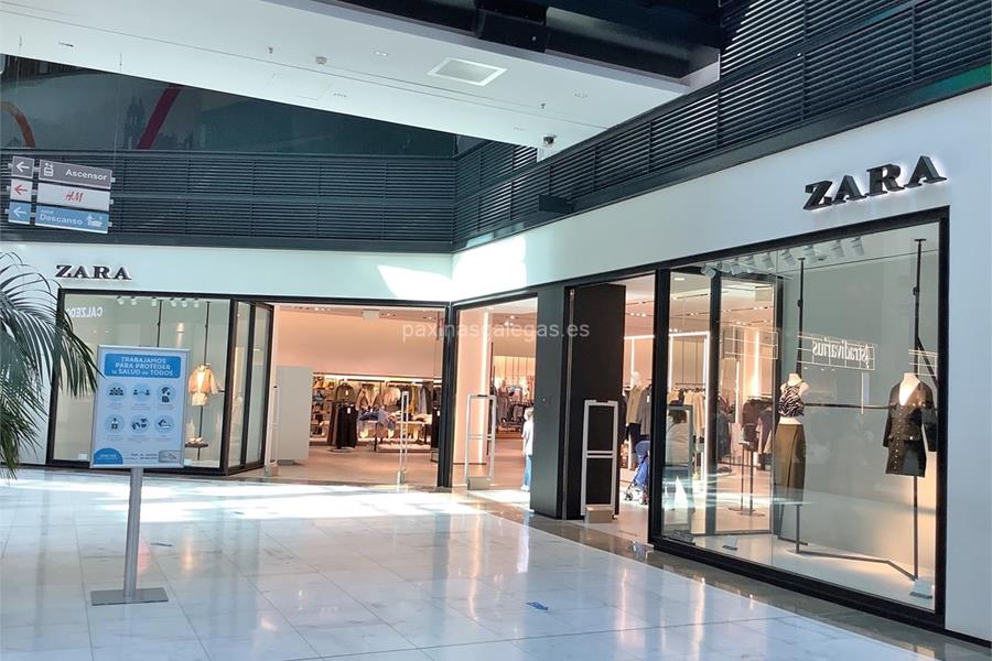 Tienda de Ropa Zara en Santiago (Avda. Camiño Francés, 3 )